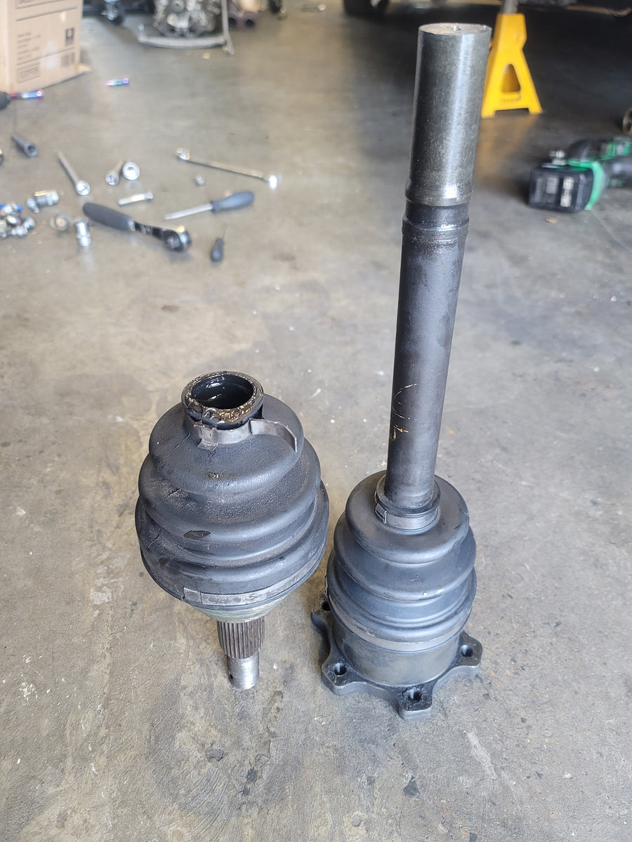 Nissan Skyline GT-R 300M Billet Steel 1000HP Rear Race Spec Axles ...