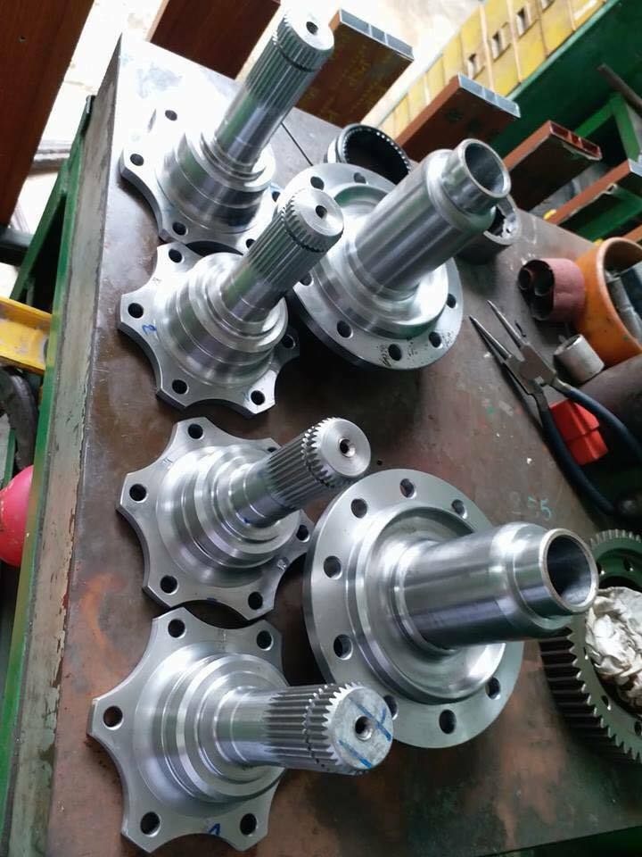 33 Spline Nissan R200 Differential Chromoly Billet Full Spool Centre K ...